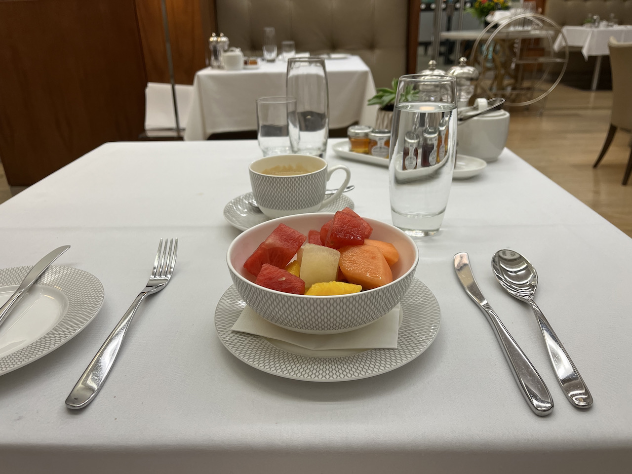Review: British Airways First Class Arrivals Lounge LHR T5 | Points ...